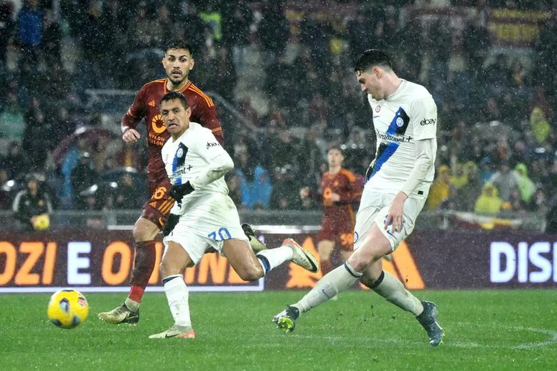 Inter come from behind to clinch 4-2 win at Roma | The Straits Times