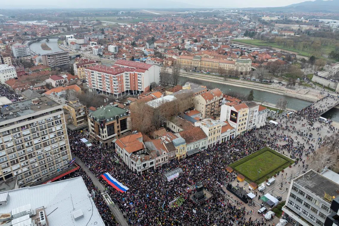 Serbians hold silent protest to honour railway station victims | The ...