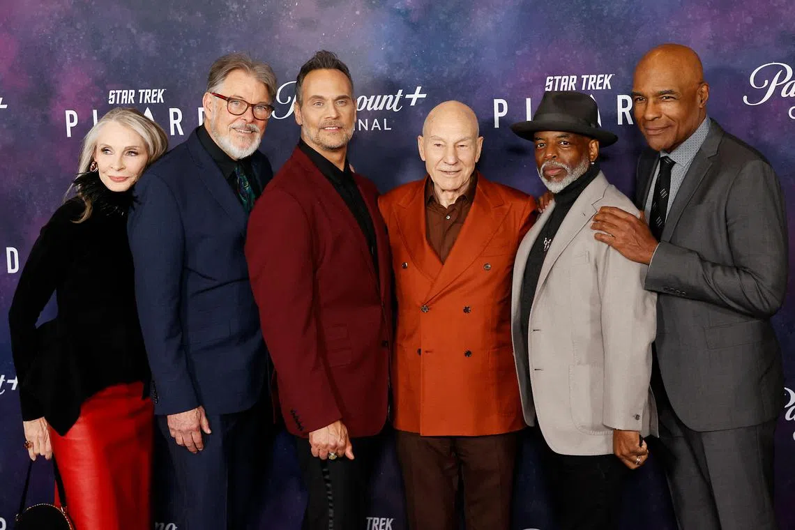 Star Trek: Picard 3 scores rare reversal with fans, Patrick Stewart ...