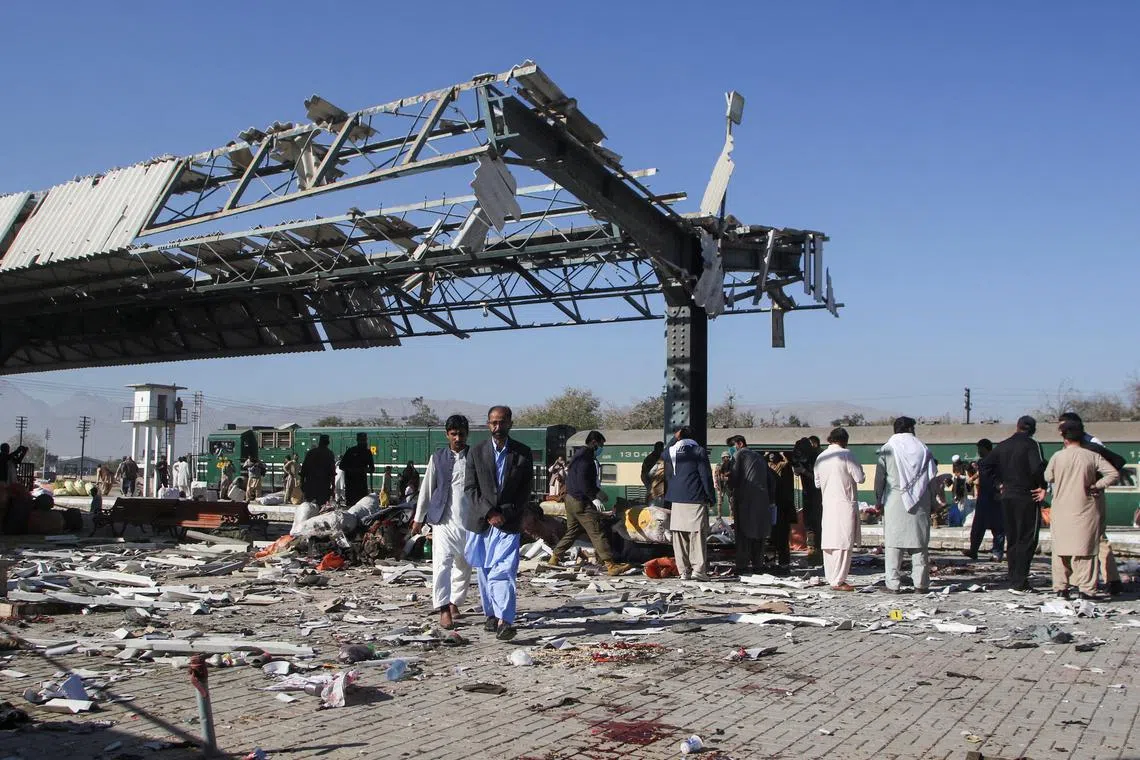 At least 24 killed in Pakistan train station bomb blast, police say ...