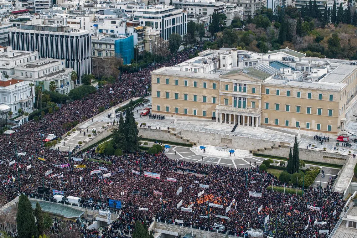 Clashes erupt in Greece as hundreds of thousands protest over deadly ...