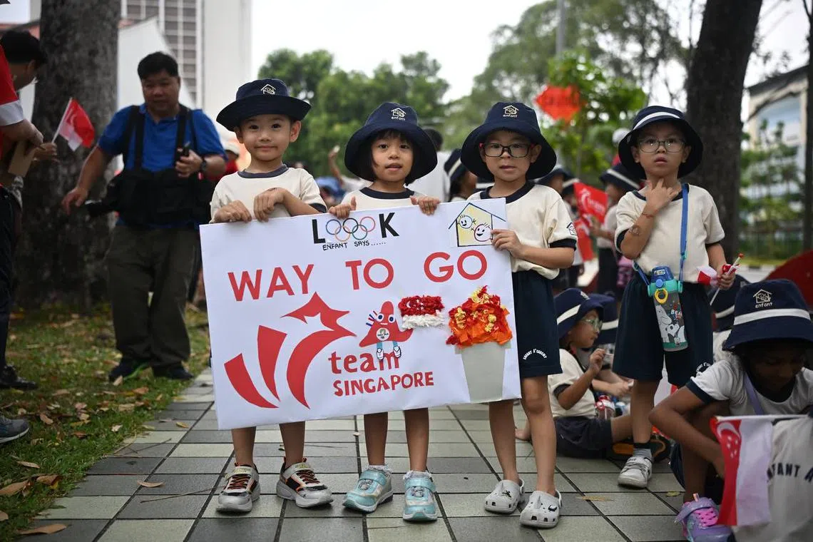 10 S’pore Olympians, including Max Maeder, greet public in celebratory ...