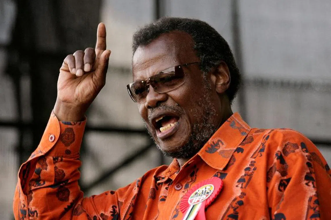 Mourners gather in South African for funeral of controversial Zulu ...