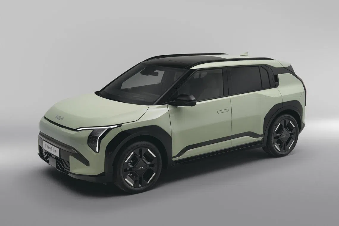 Fast Lane: Kia’s new compact electric SUV, hot hatchbacks at ...