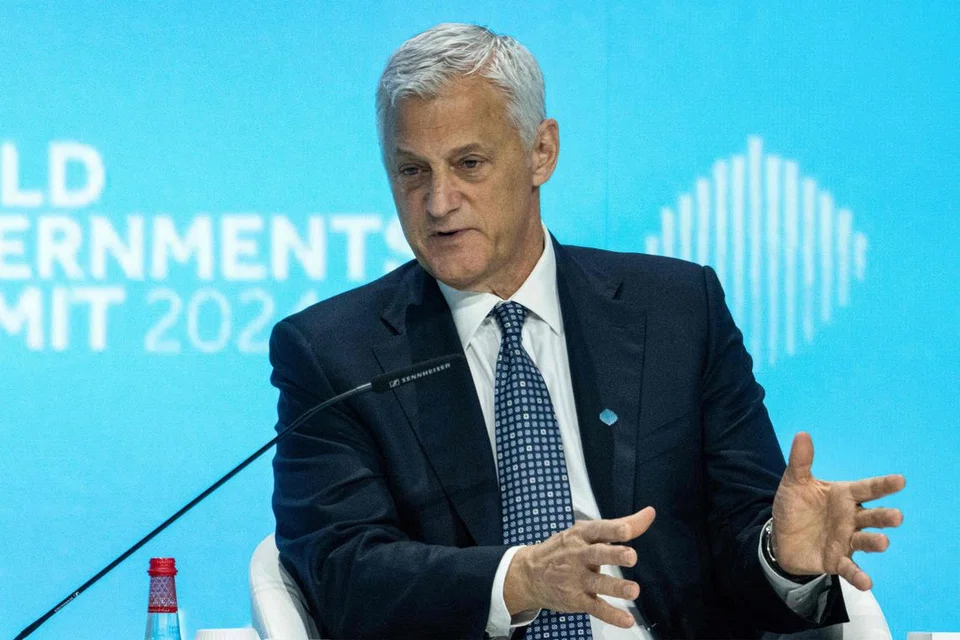 StanChart CEO Bill Winters’ pay soars to $13.3 million, highest since ...