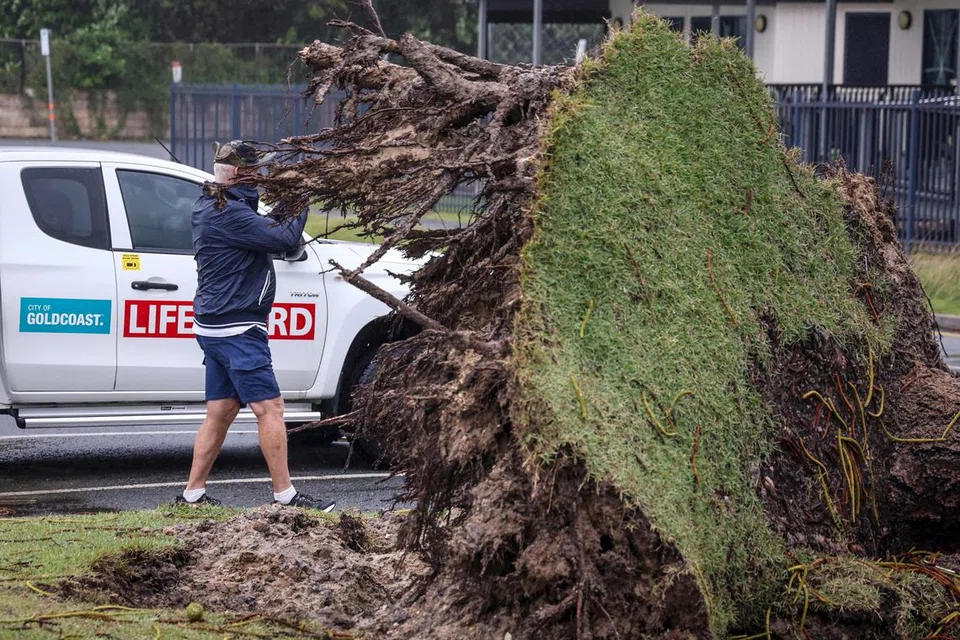 Troops injured as ex-cyclone Alfred batters Australia | The Straits Times
