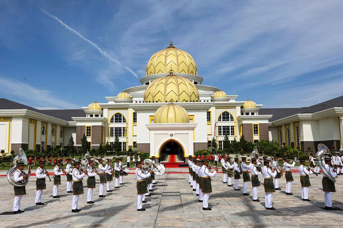 Outspoken Sultan Ibrahim of Johor sworn in as Malaysia’s 17th king ...