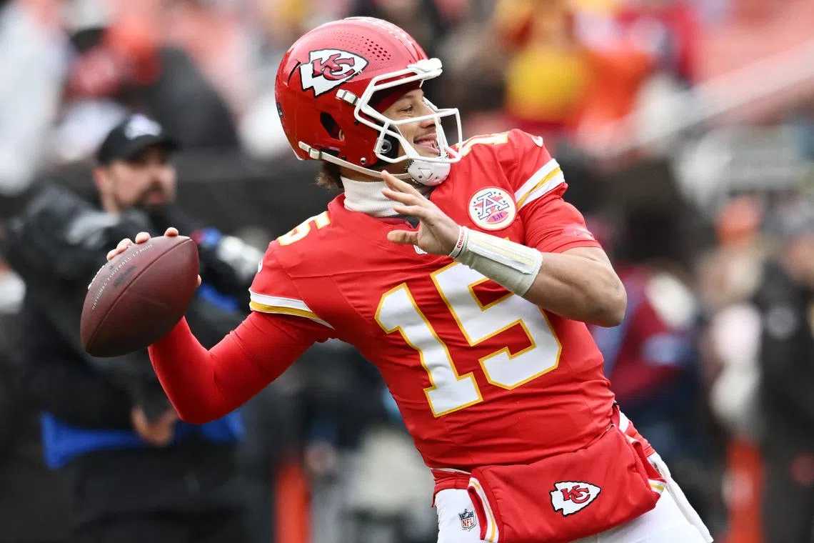 Patrick Mahomes (ankle) leaves Chiefs' latest win in fourth quarter ...