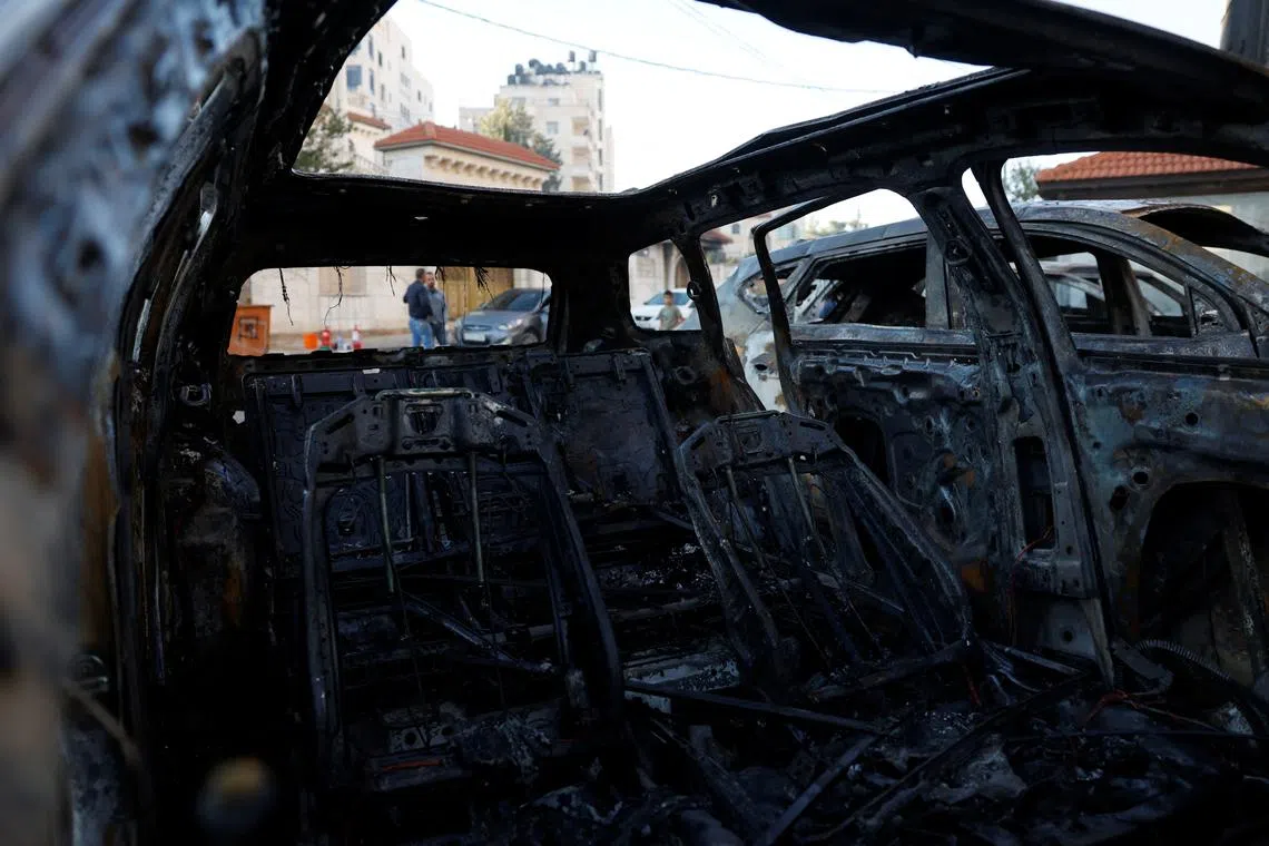 Israeli settlers torched Palestinian cars on outskirts of Ramallah, say ...