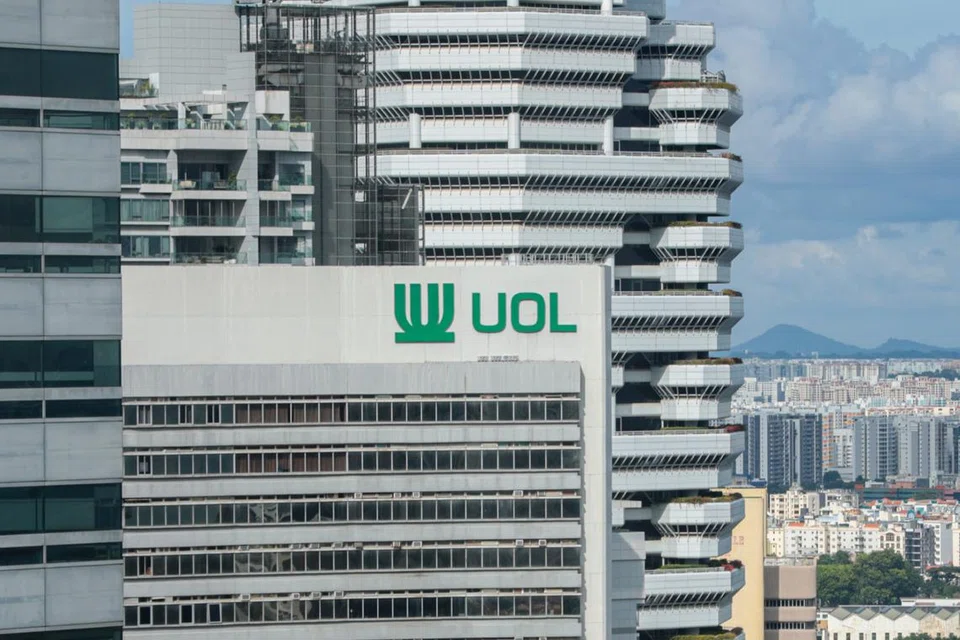 UOL Group apologises after some dinner and dance attendees seen with ...