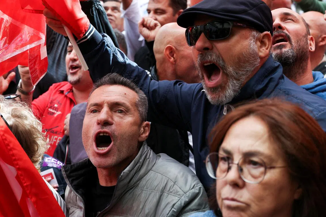 Unions in Spain protest in push to reduce working hours | The Straits Times