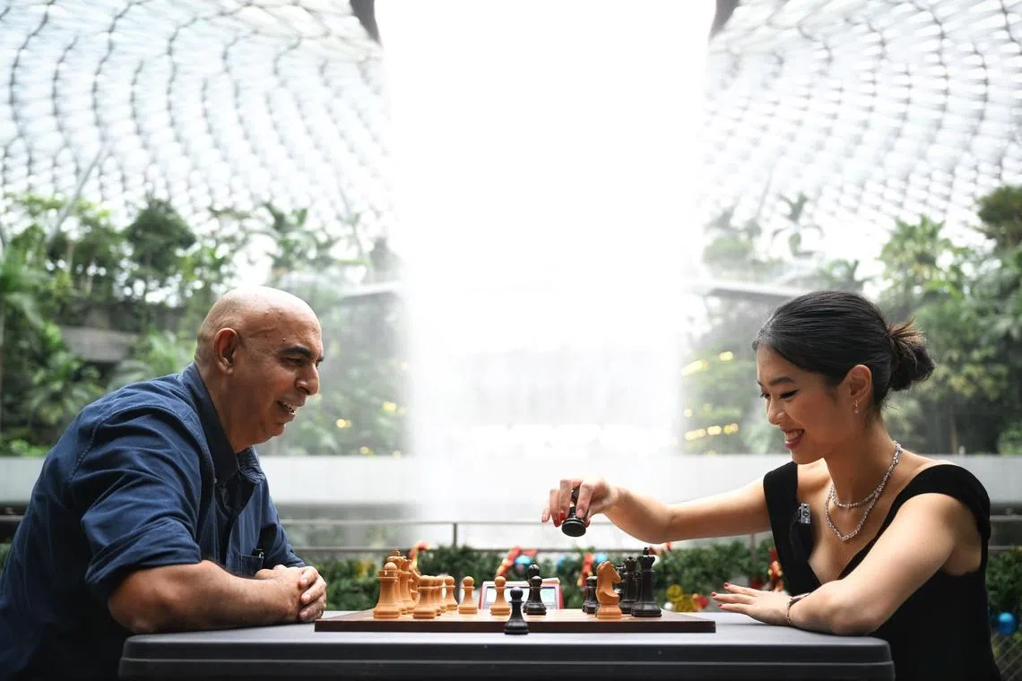 1 woman grandmaster v 3 inept journalists = major humiliation | The ...