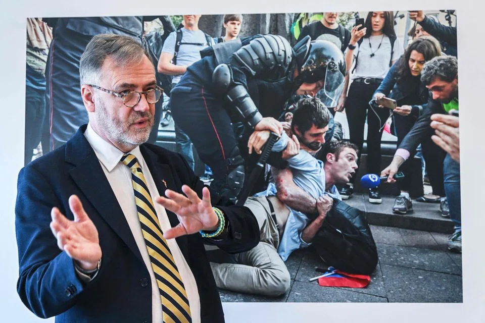 Radio Free Europe says US switches off satellite transmitting Russia ...