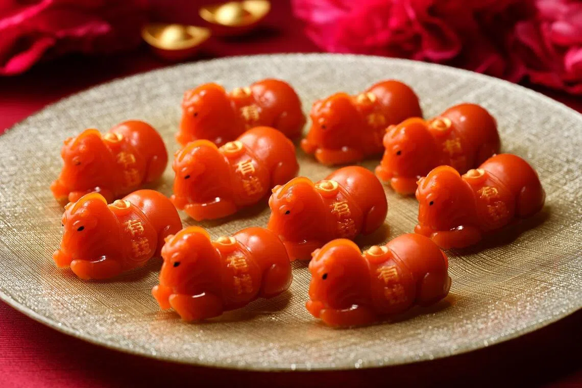 Fugu yusheng and more: Si Chuan Dou Hua Restaurant’s Chinese New Year ...