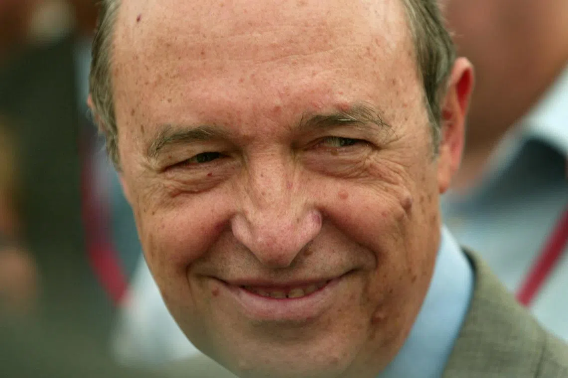 Former Greek prime minister Simitis dies aged 88 | The Straits Times
