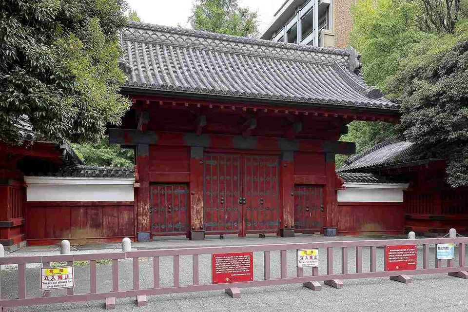 University of Tokyo’s famous red gate may collapse if earthquake or ...