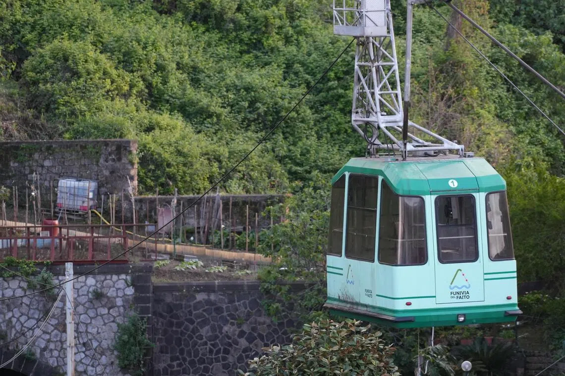 Italy cable car crash leaves four dead and one injured | The Straits Times