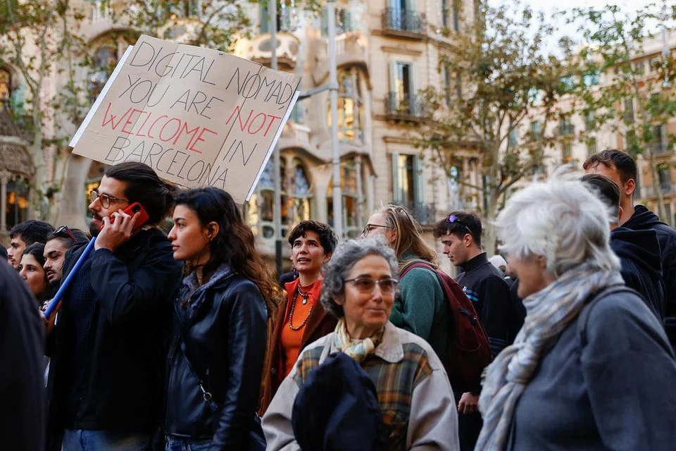 Barcelona protesters demand affordable rents as Spain juggles tourism ...