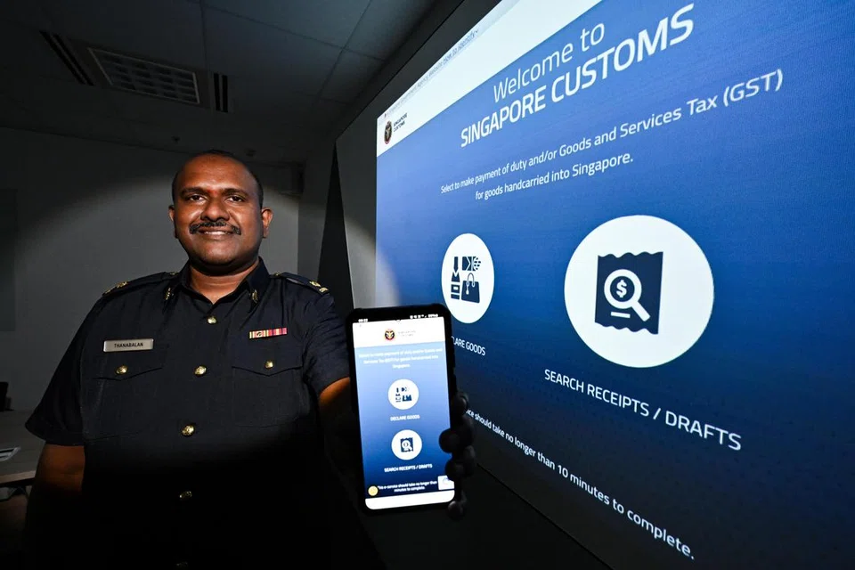 Customs officers recognised for their efforts and dedication in award ...