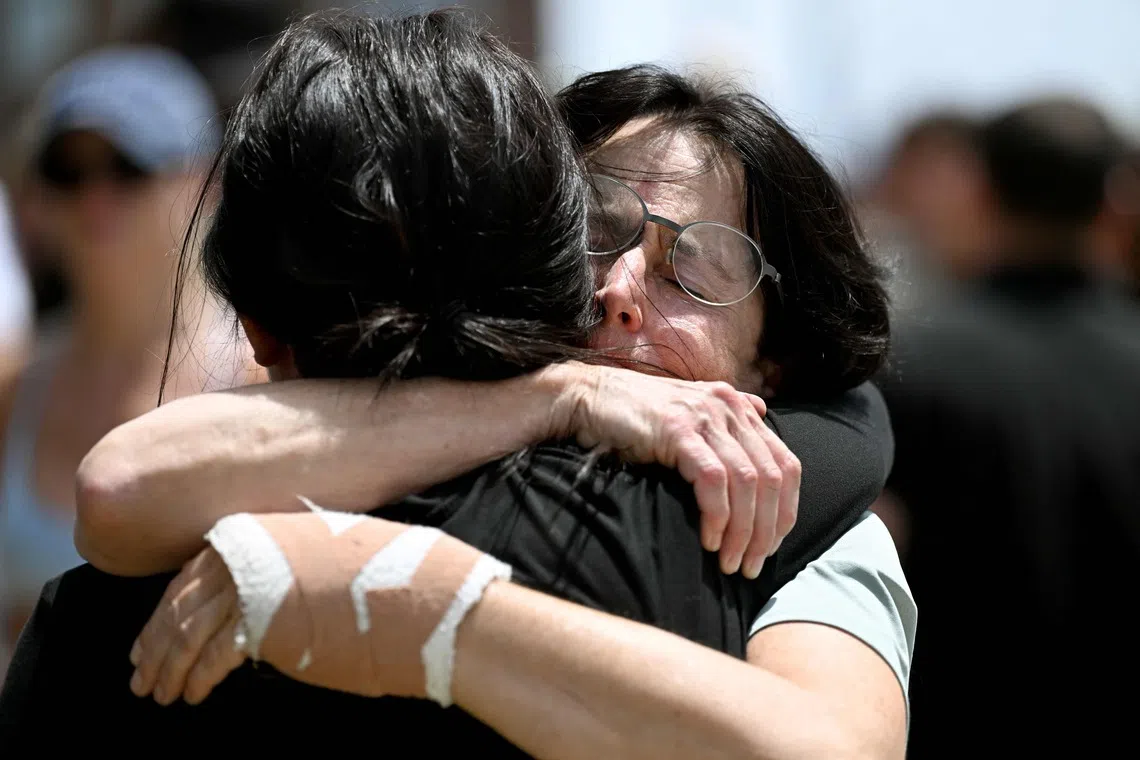 In Pictures: Tributes pour in for victims of the Bondi Beach shooting ...