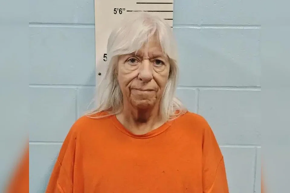 Foster mum in US charged with child abuse after she allegedly traded ...