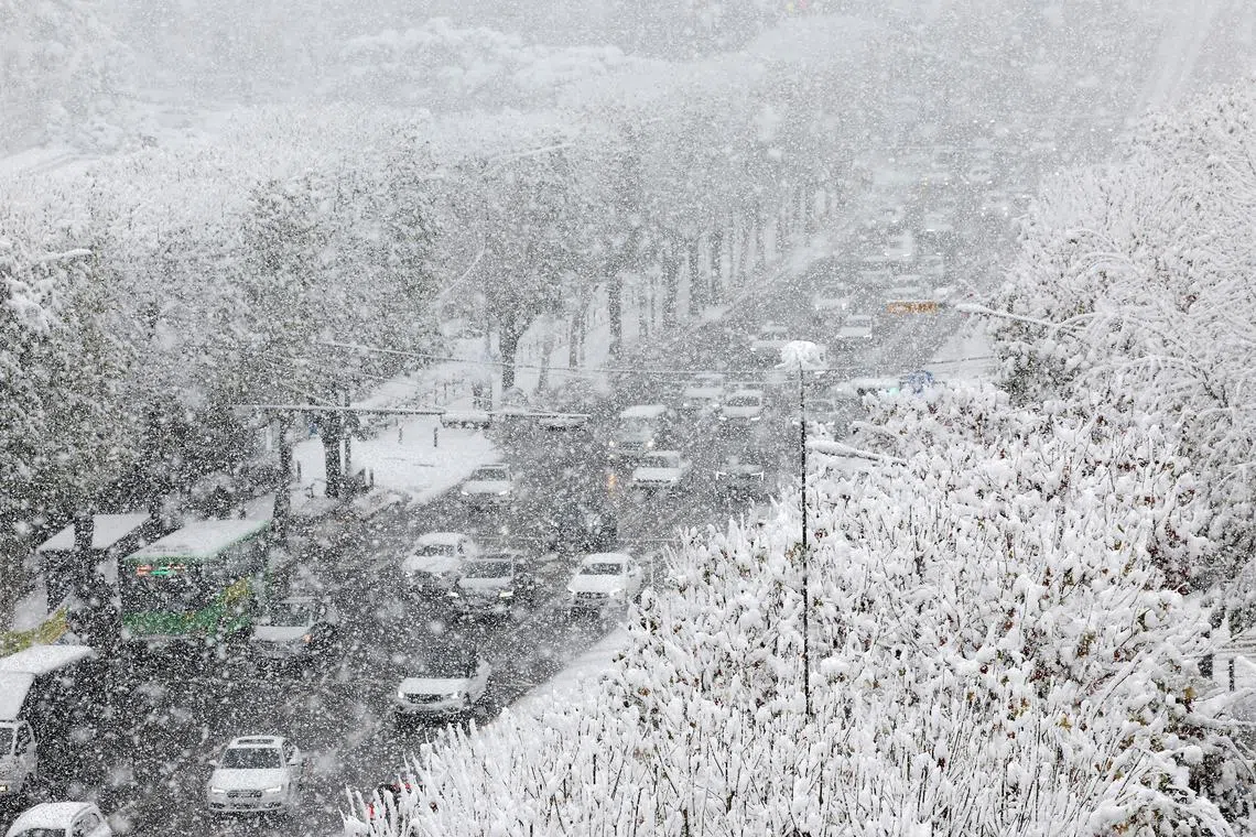 South Korean capital hit by record November snowfall: Weather agency ...