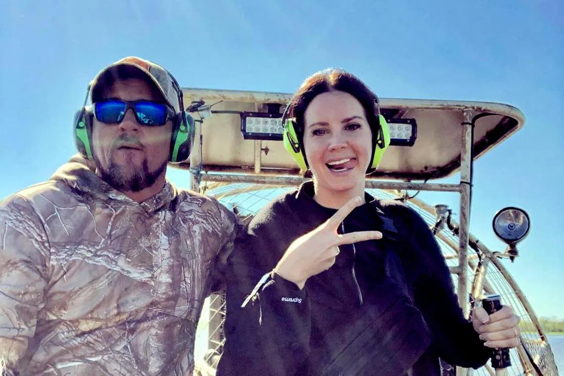 Singer Lana Del Rey marries alligator tour guide Jeremy Dufrene in ...