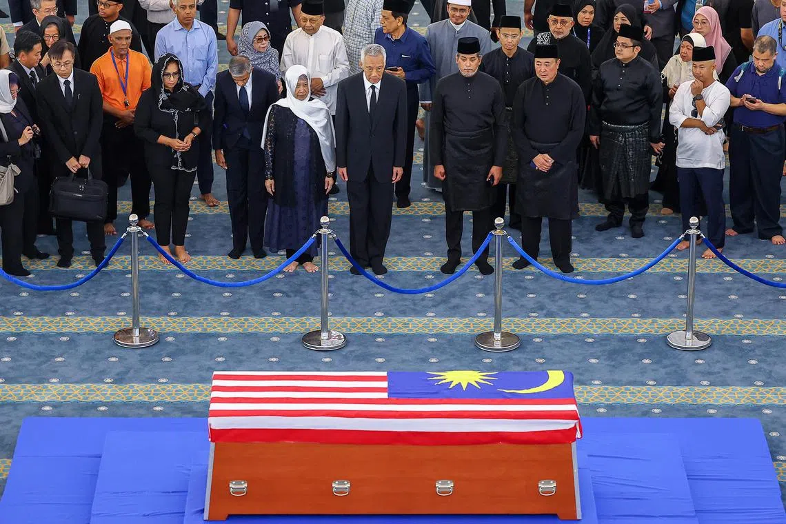 Former Malaysian PM Abdullah laid to rest after thousands pay their respects | The Straits Times