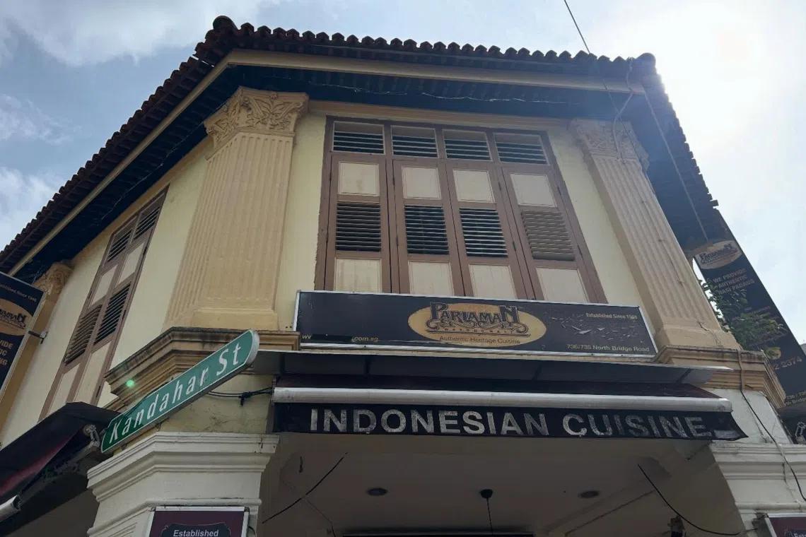 ‘An incredibly difficult decision’: Warong Nasi Pariaman apologises for ...