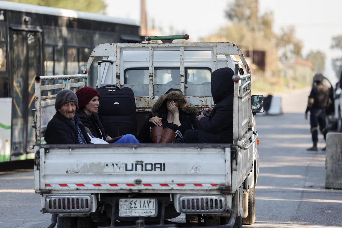 Syrians trickle home from sanctuary at Russian air base | The Straits Times