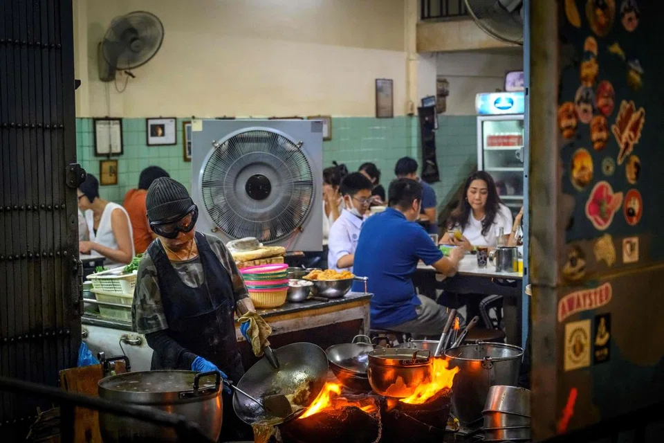 Bangkok’s Michelin-starred cook Jay Fai not retiring yet, will keep ...