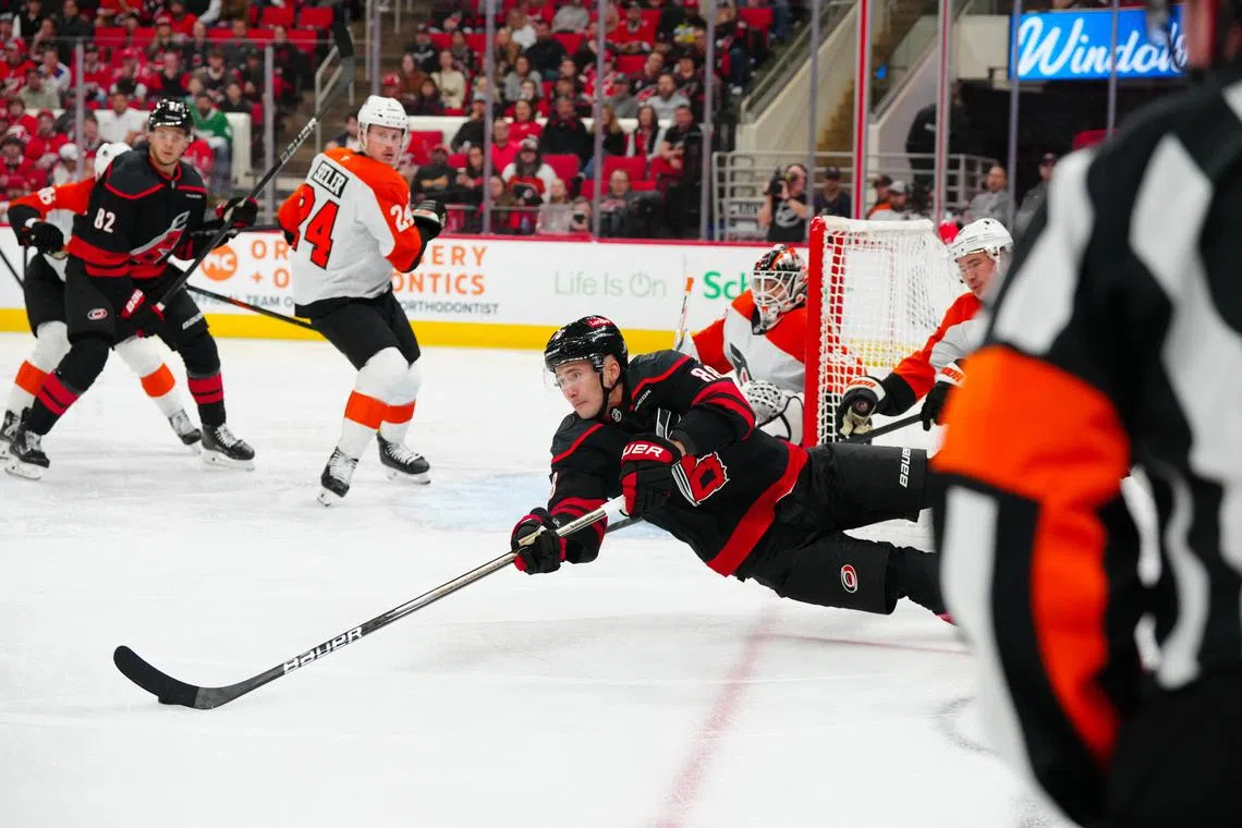NHL roundup: Hurricanes handle Flyers for 7th win in row | The Straits ...