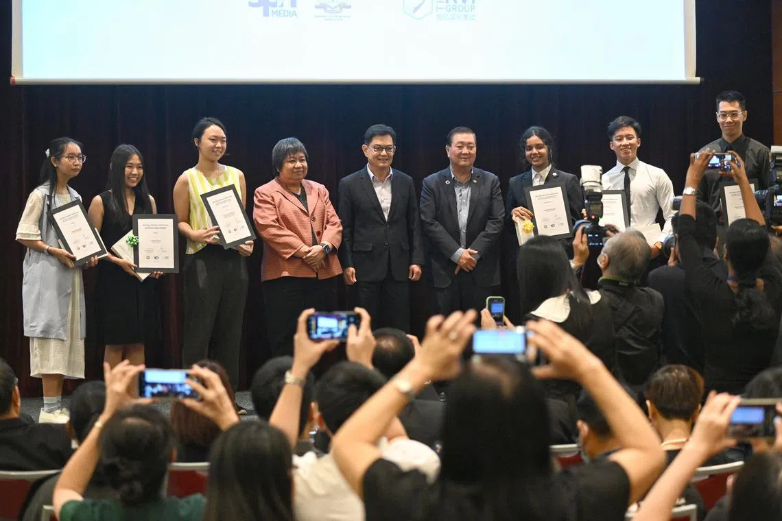 New SPH Media journalism programme for students in JCs, ITE and ...