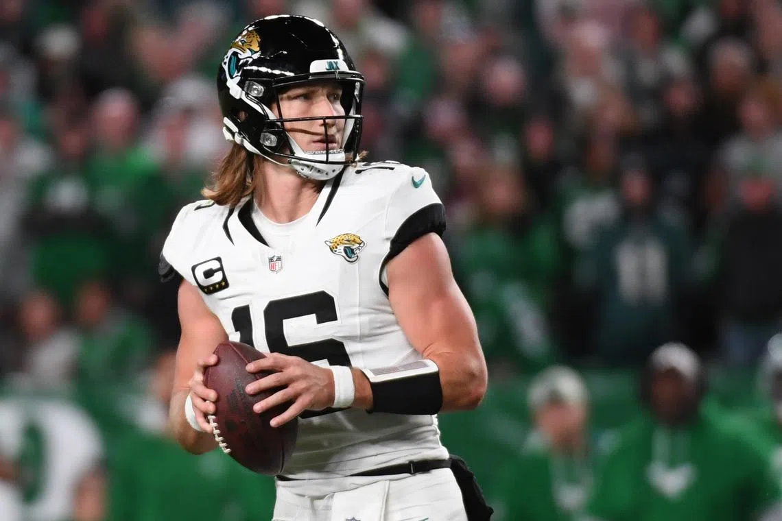 Jags QB Trevor Lawrence (shoulder) returns to practice | The Straits Times