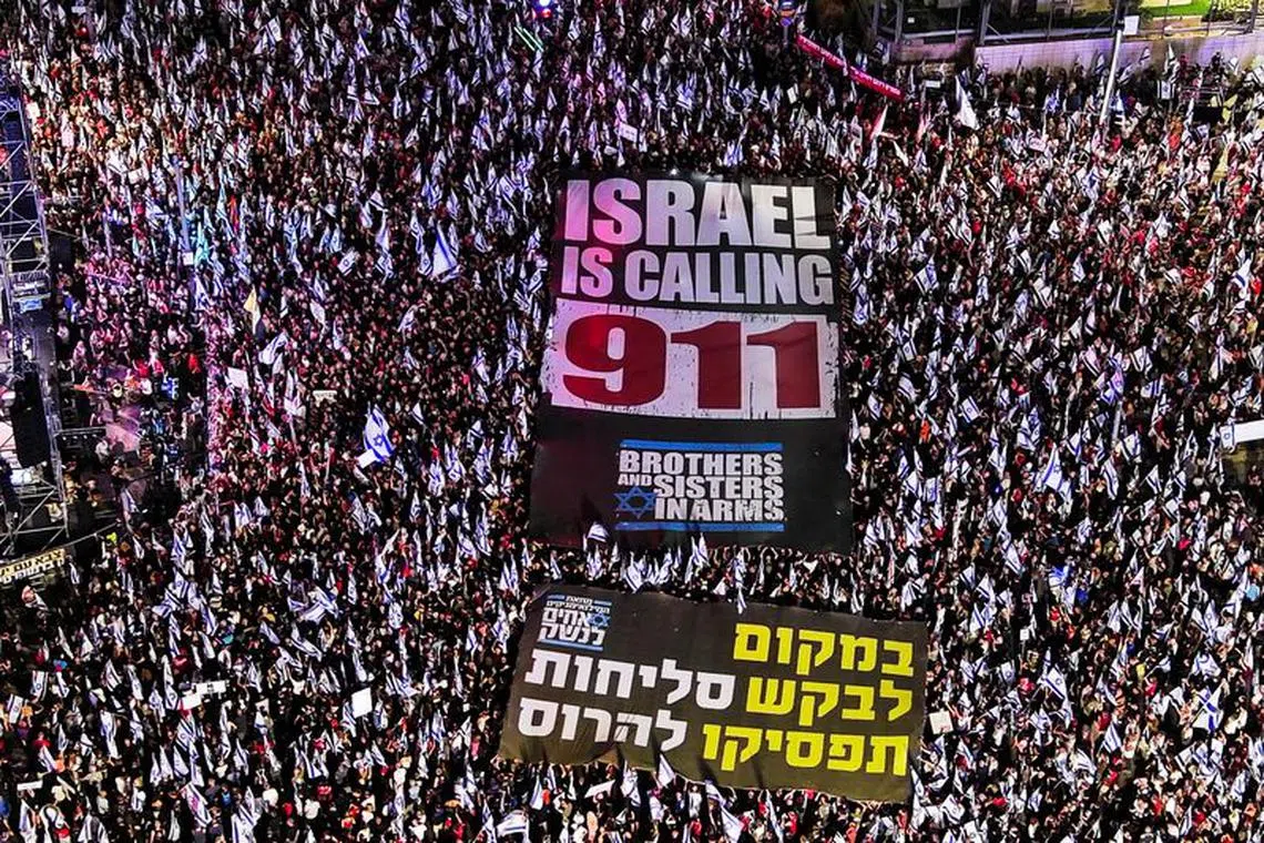 Israelis protest against overhaul plans ahead of key court decision ...