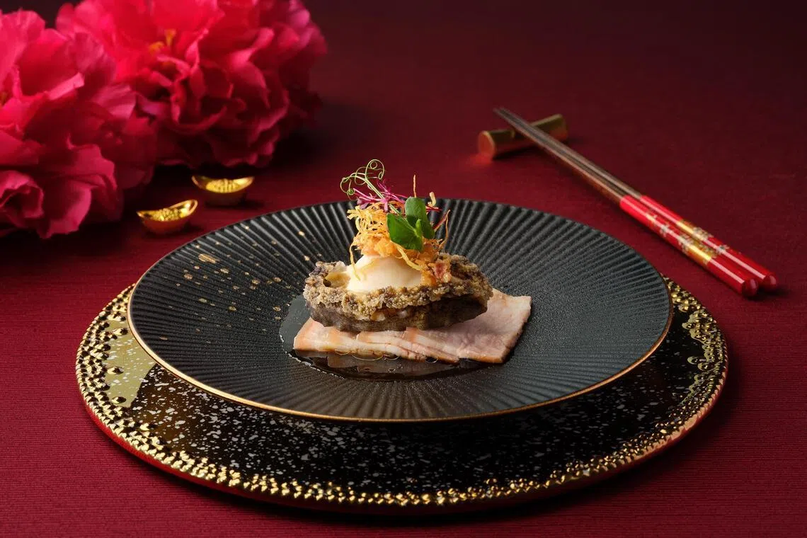 Fugu yusheng and more: Si Chuan Dou Hua Restaurant’s Chinese New Year ...