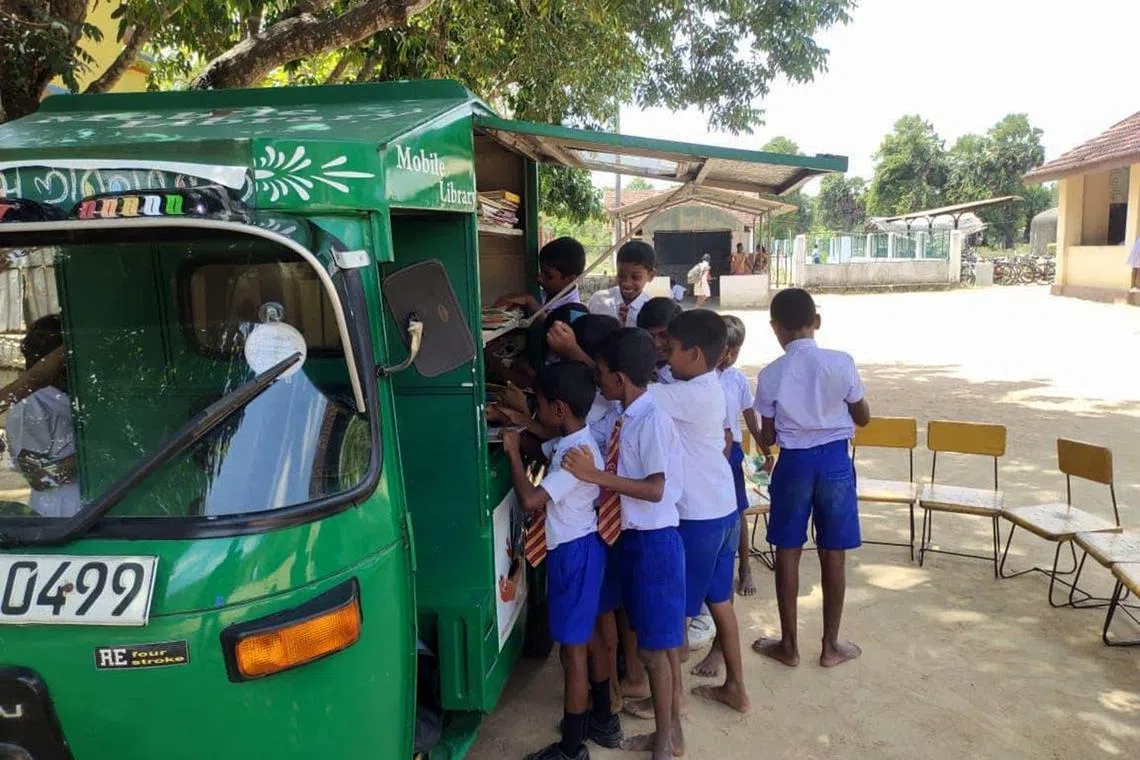 Singaporean starts mobile library for children in Sri Lanka, News, Tabla