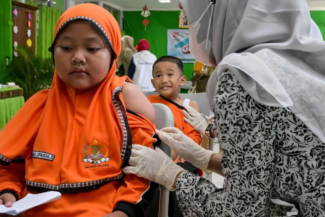 இந்தோனீசியாவில் மீண்டும் பரவத் தொடங்கிய கட்டுப்படுத்தப்பட்ட நோய்கள், உல‌க‌ம் செய்திகள் - தமிழ் ...