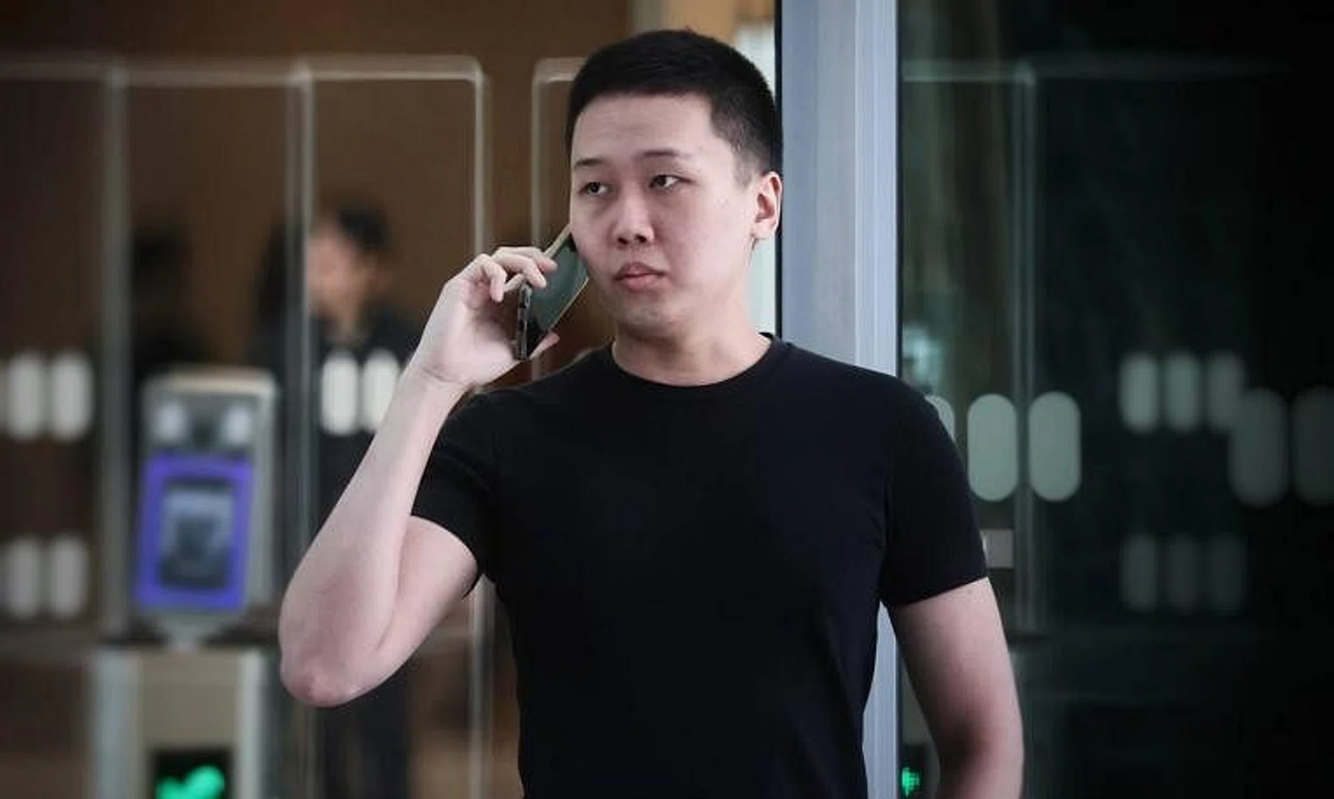 Former Cheers worker in viral video in dispute with cop charged with offences including ...