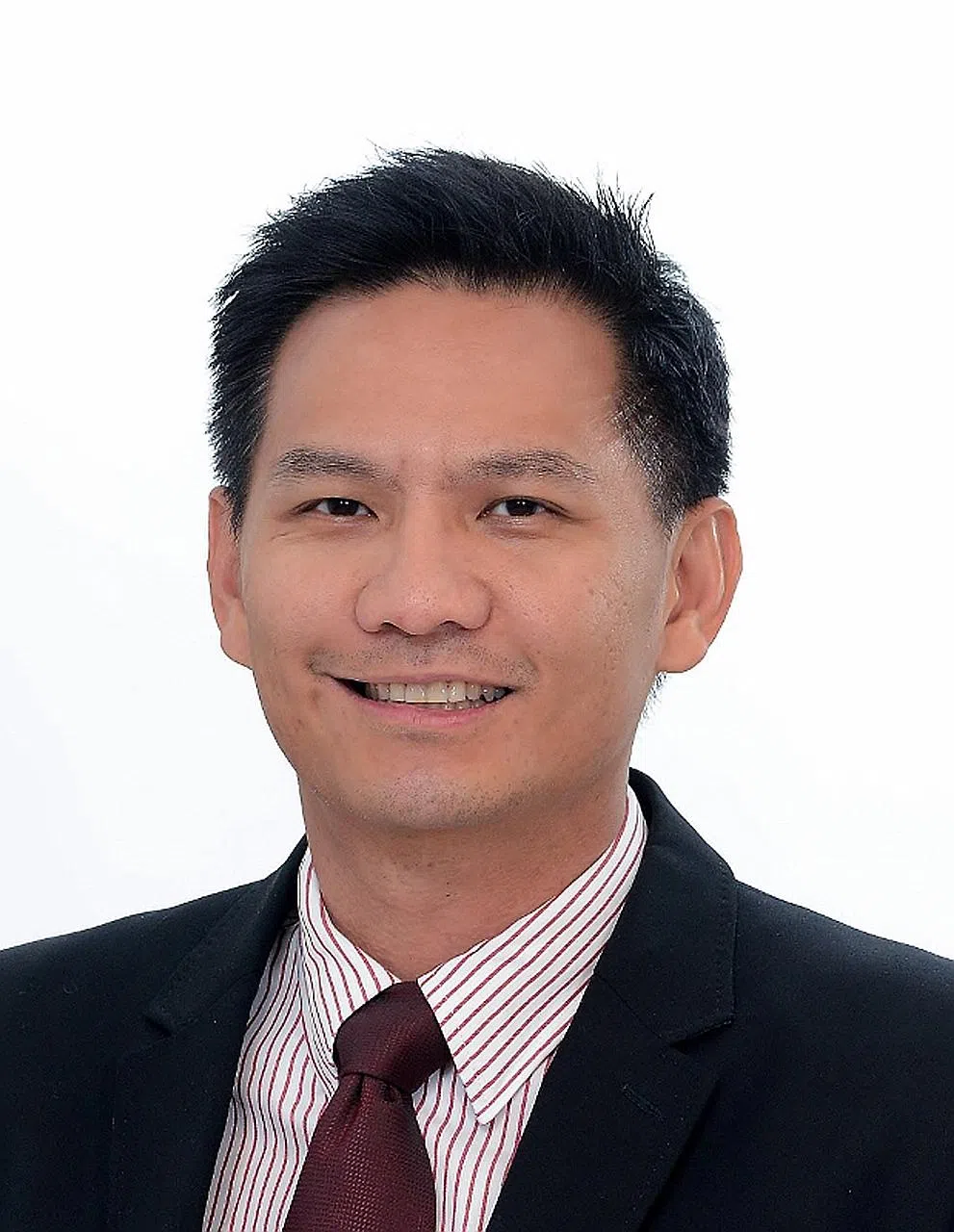 Associate dean Donald Low of LKY..., Latest News - The New Paper