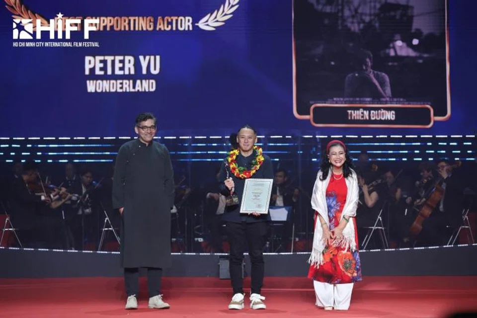 Mark Lee and Peter Yu win acting awards at HIFF | The New Paper