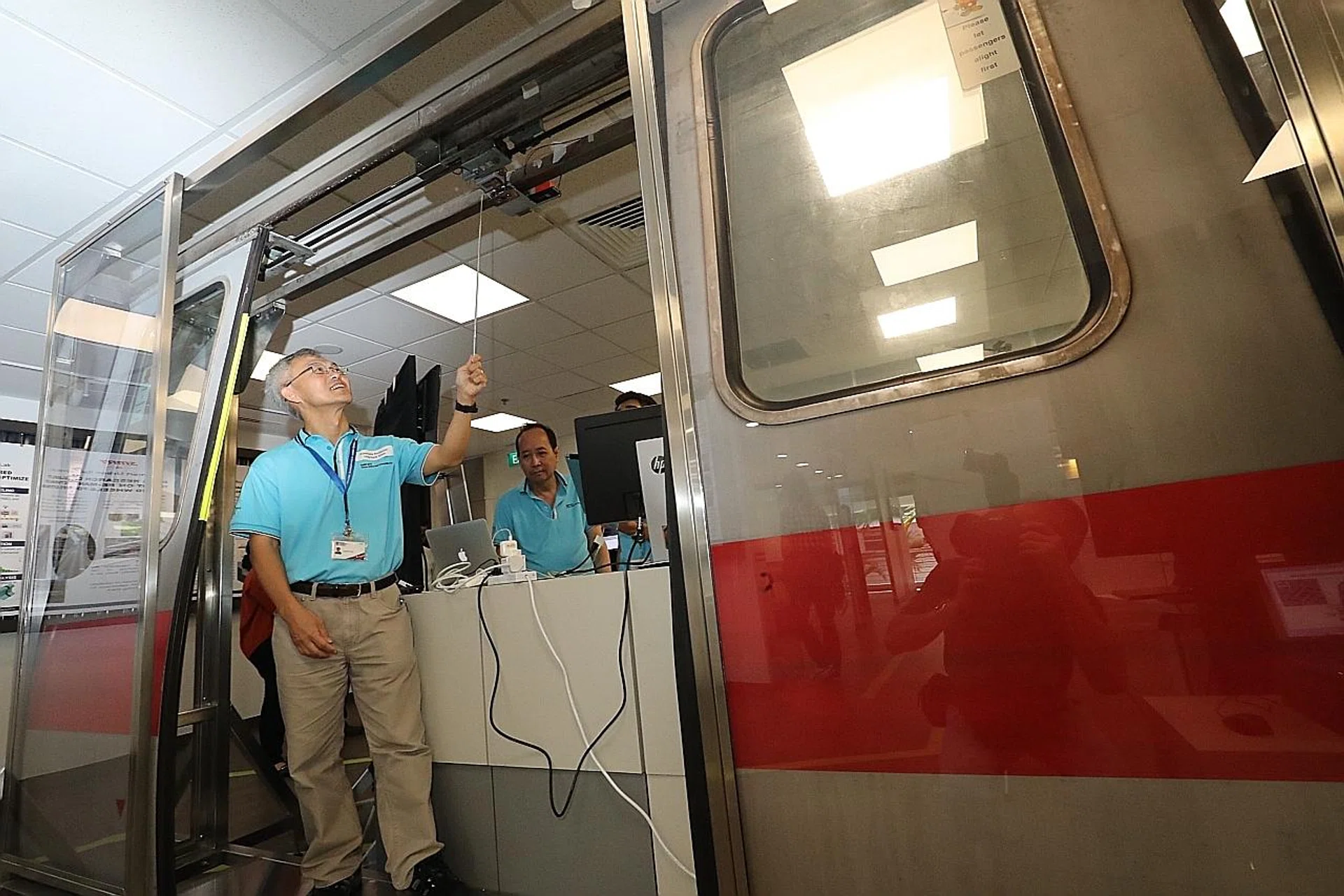 System that better detects train door faults on trial | The New Paper