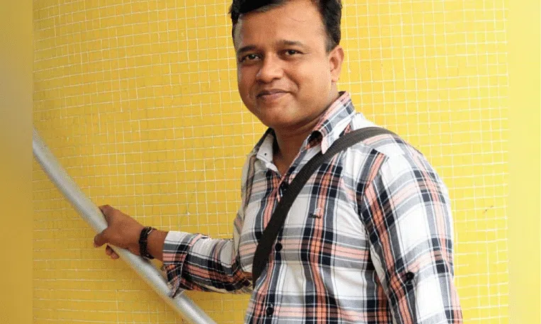 Special pass of migrant worker in..., Latest News - The New Paper