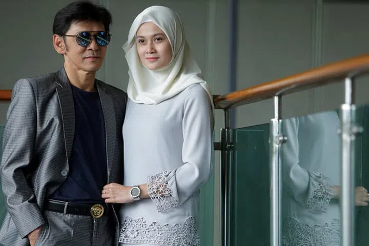 Veteran singer Jamal Abdillah expecting seventh child | The New Paper