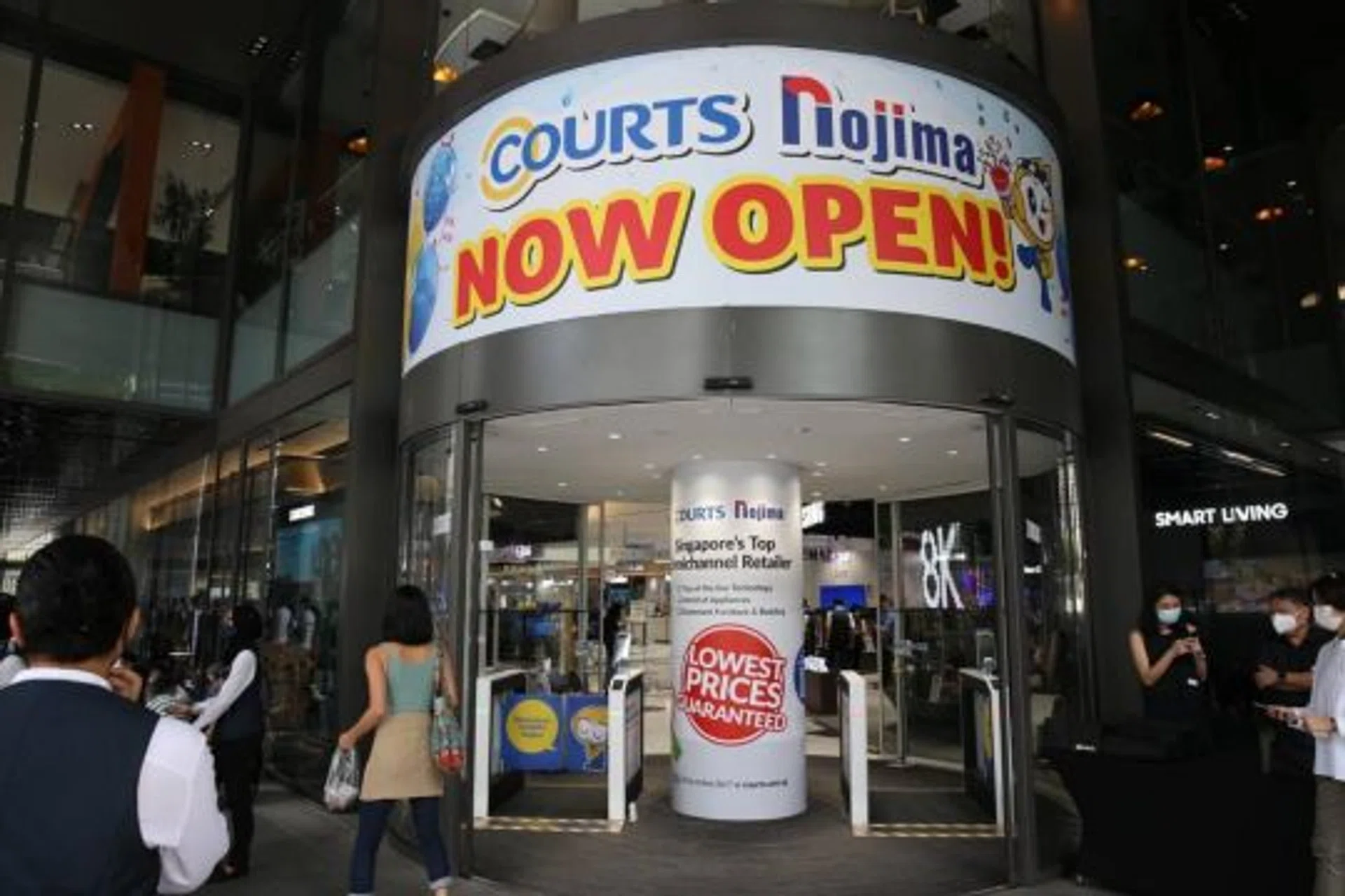 Courts opens flagship store..., Latest Lifestyle News - The New Paper