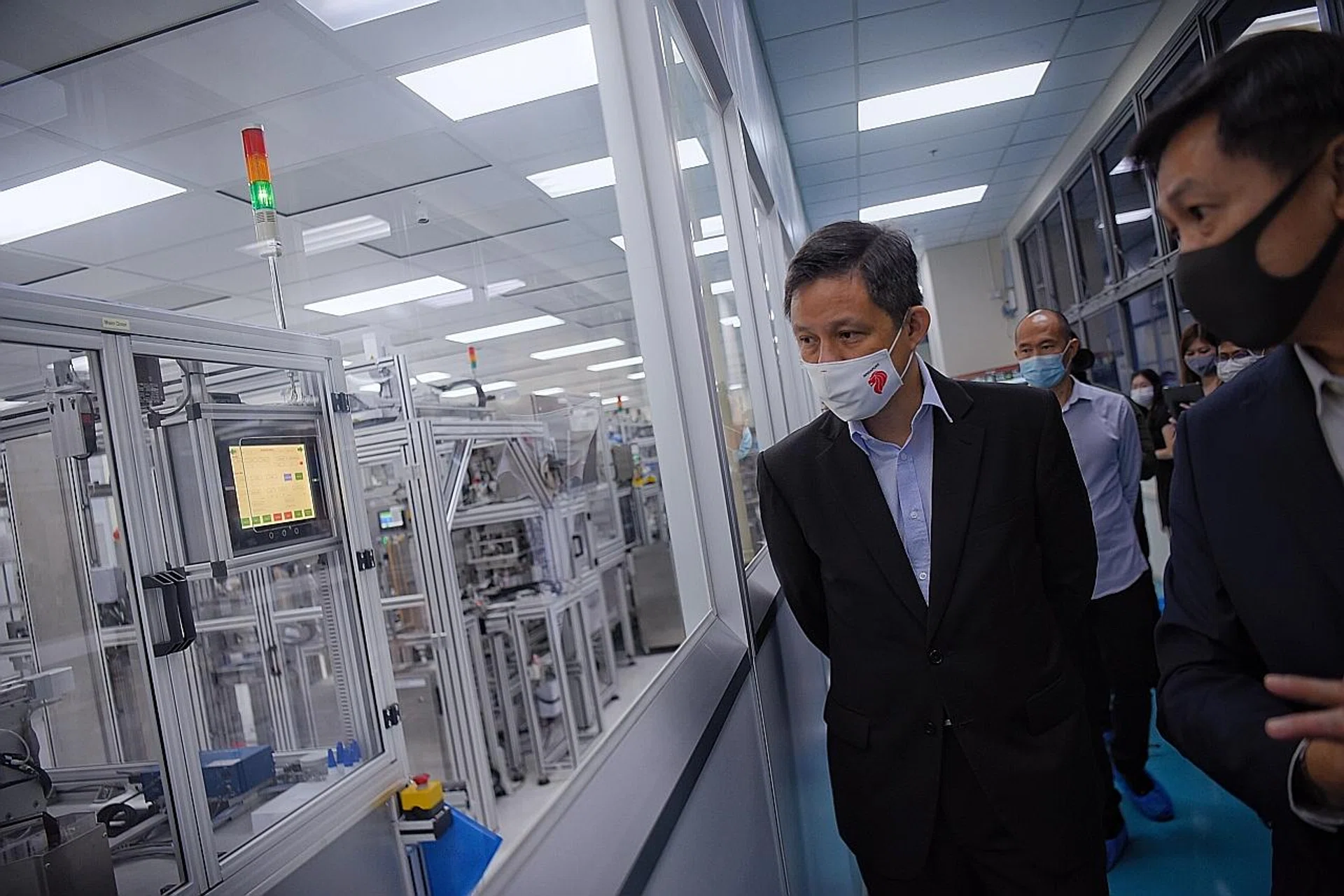 Singapore aims to grow manufacturing sector by 50% over next decade ...