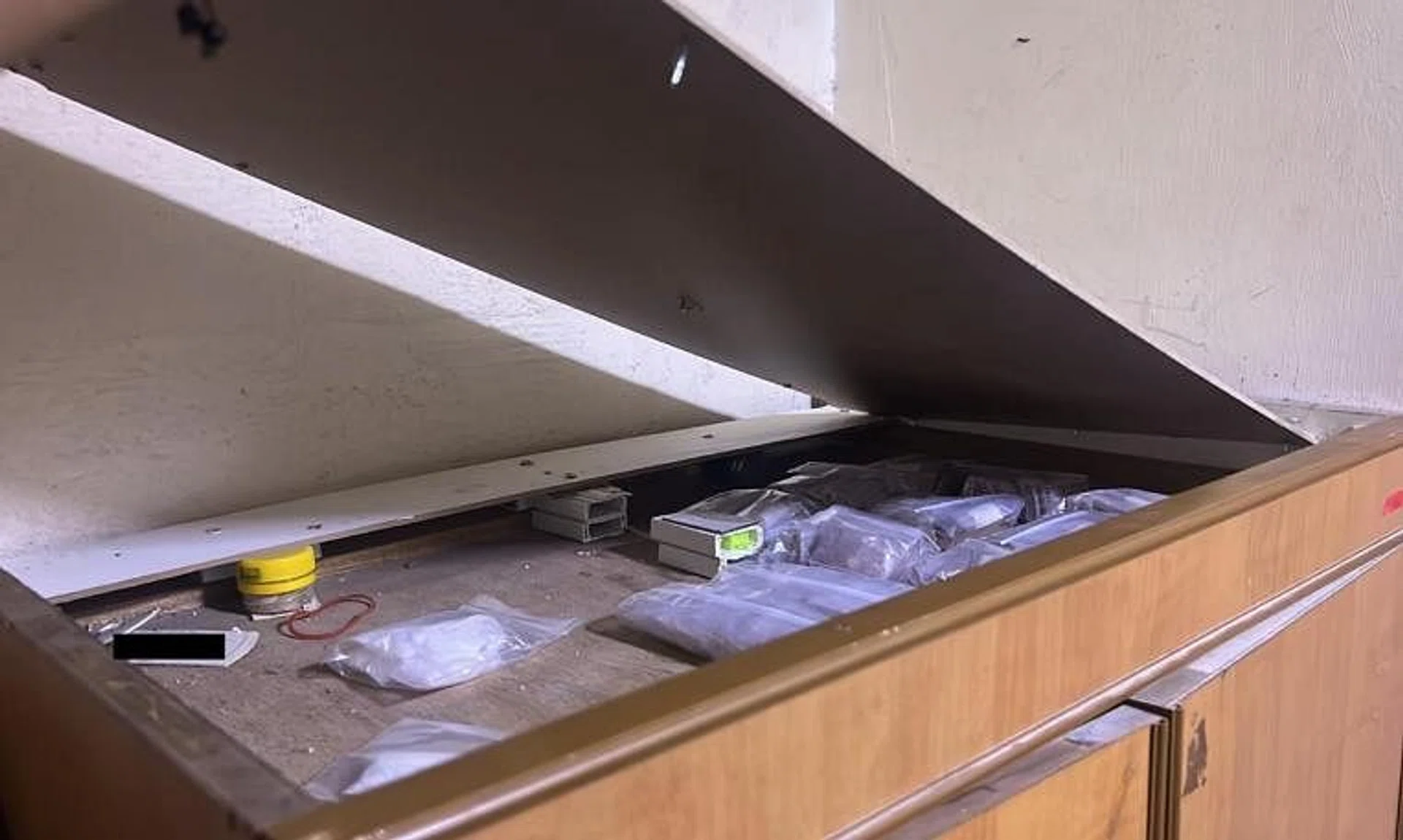 7 S'poreans arrested, 2.5kg of heroin among $319k of drugs seized | The New Paper