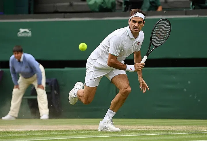 Hubert Hurkacz ends Roger Federer's hunt for ninth Wimbledon title ...