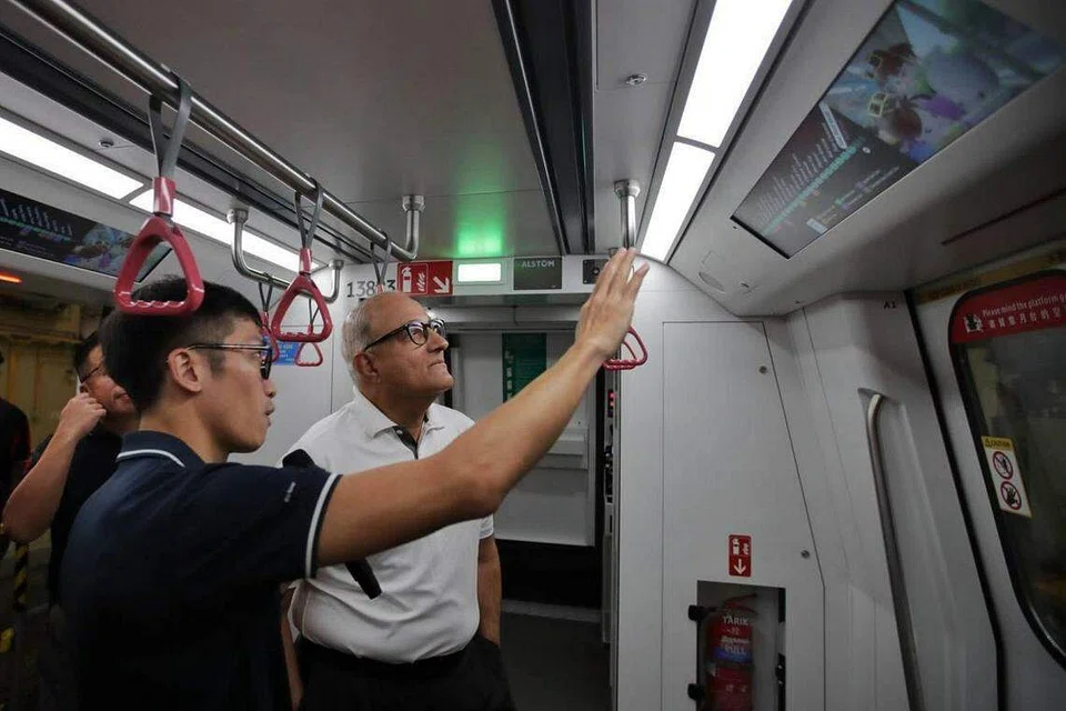 New MRT trains with more space, larger windows to run on North-South ...