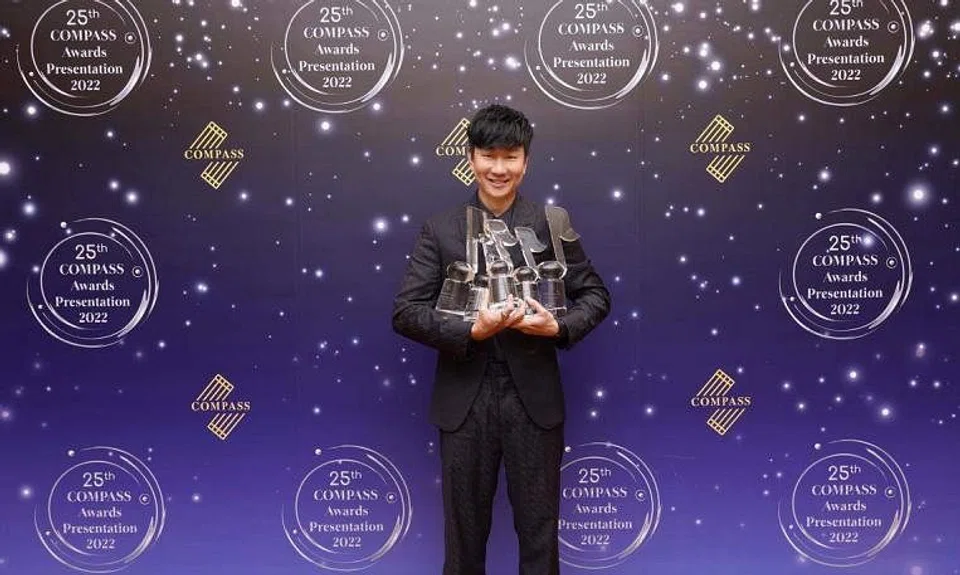 JJ Lin wins Top Local Chinese and English Pop Songs at Compass Awards ...
